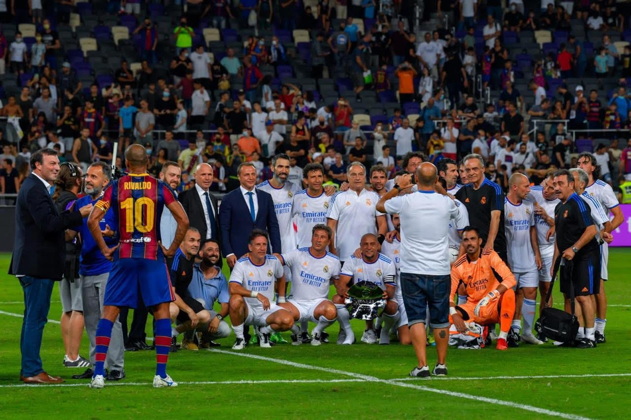 PlusObject designs exclusive art trophy for the El Clásico Legends Foo